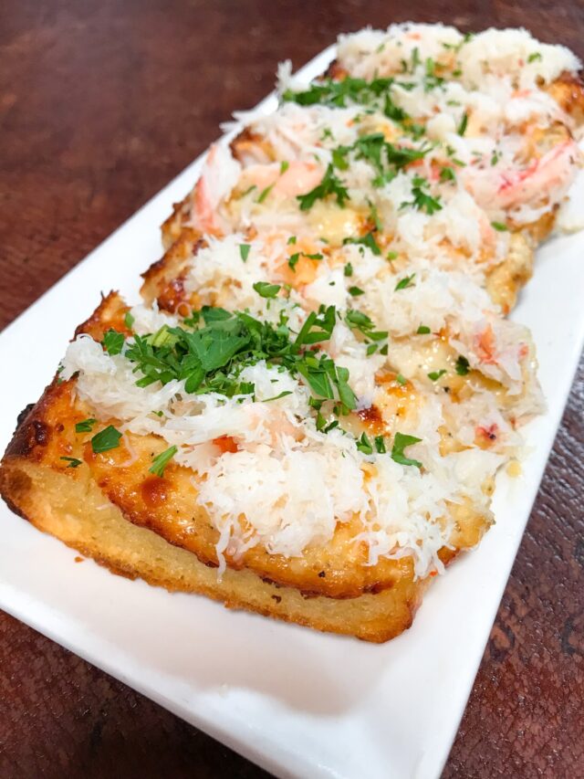 Cheesy Crab Garlic Bread Recipe
